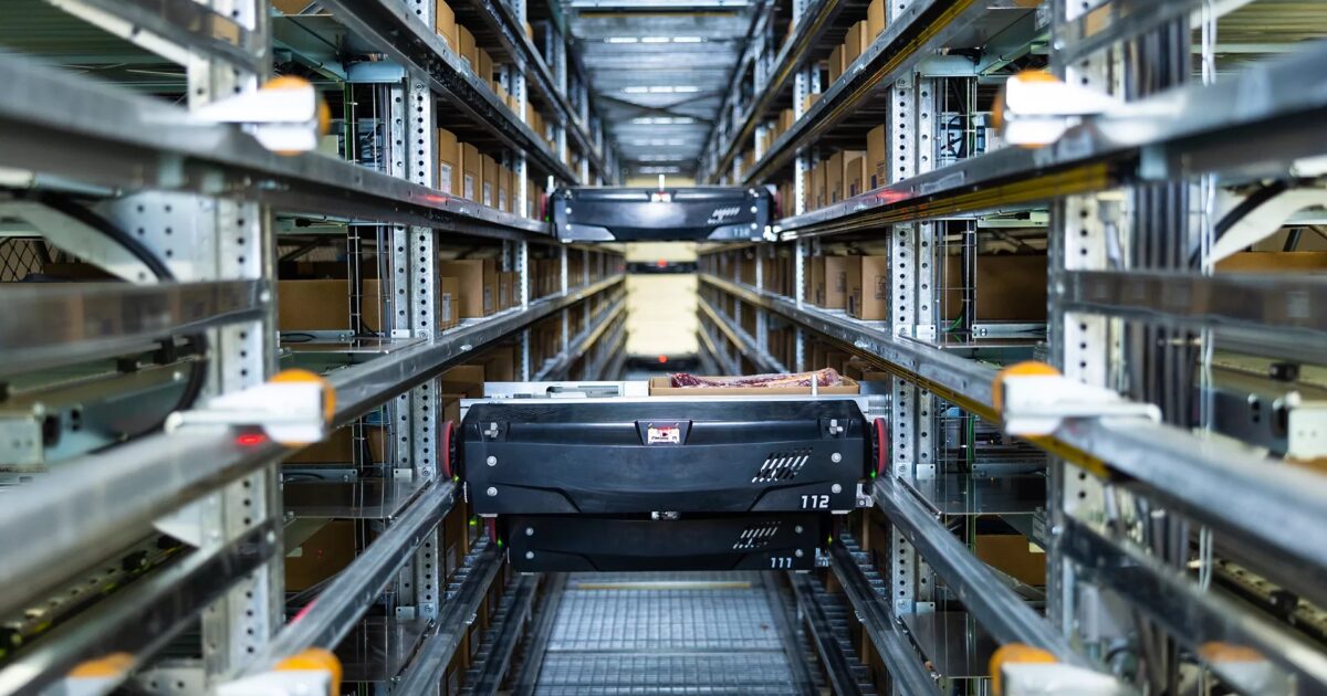 Automated Storage and Retrieval System (ASRS) | MHM Automation
